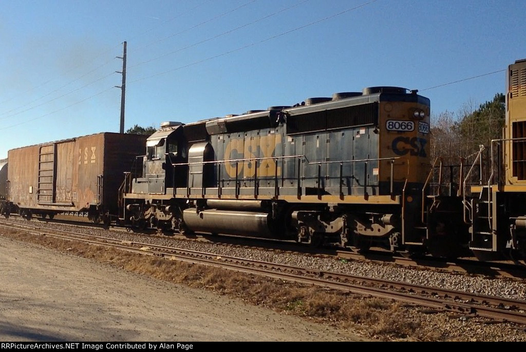 UP 6000, 8508, and CSX SD40-2 8066 roll NB